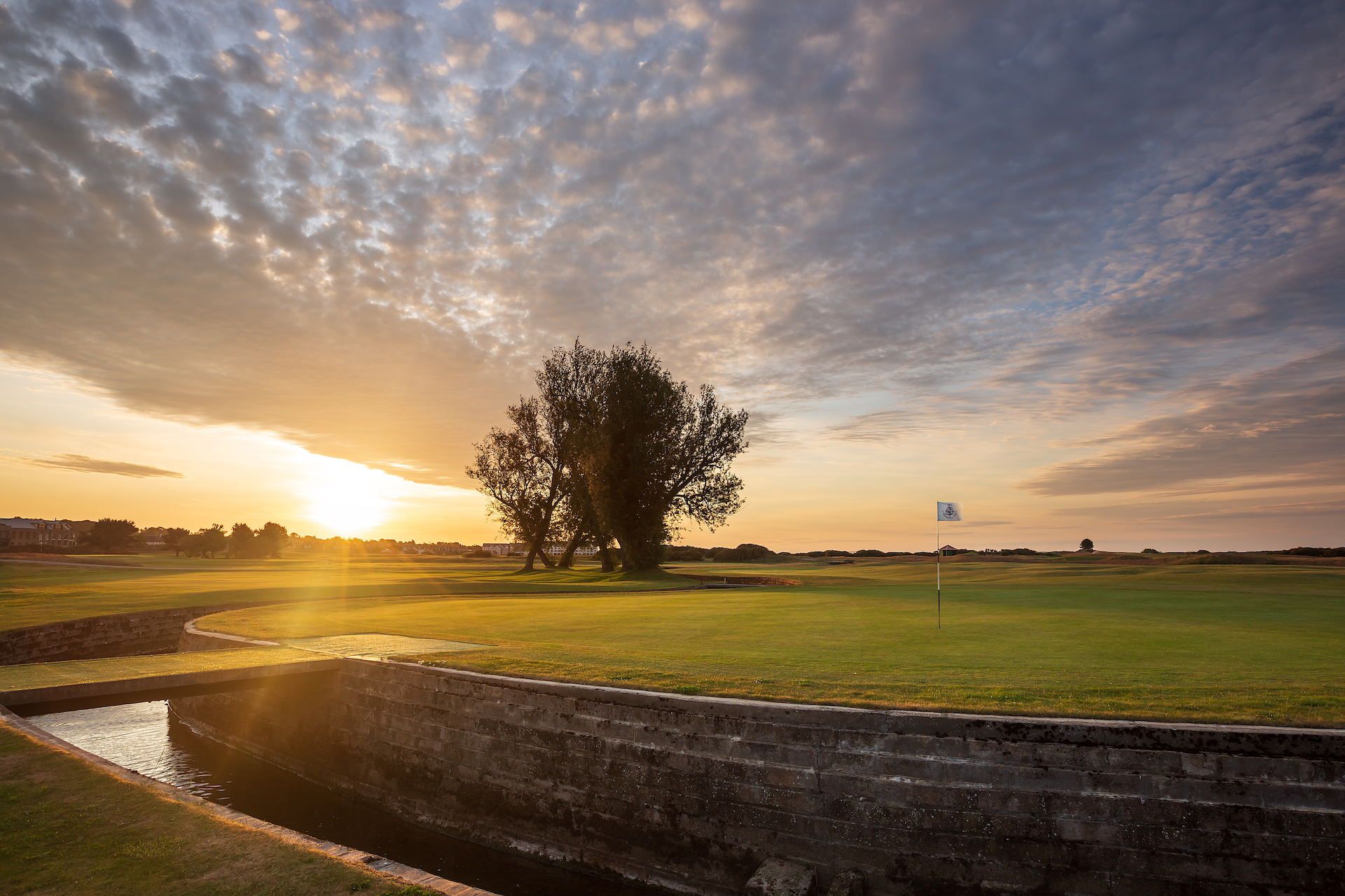 THE CARNOUSTIE BURNSIDE COURSE | The Ultimate Golf Day Guide